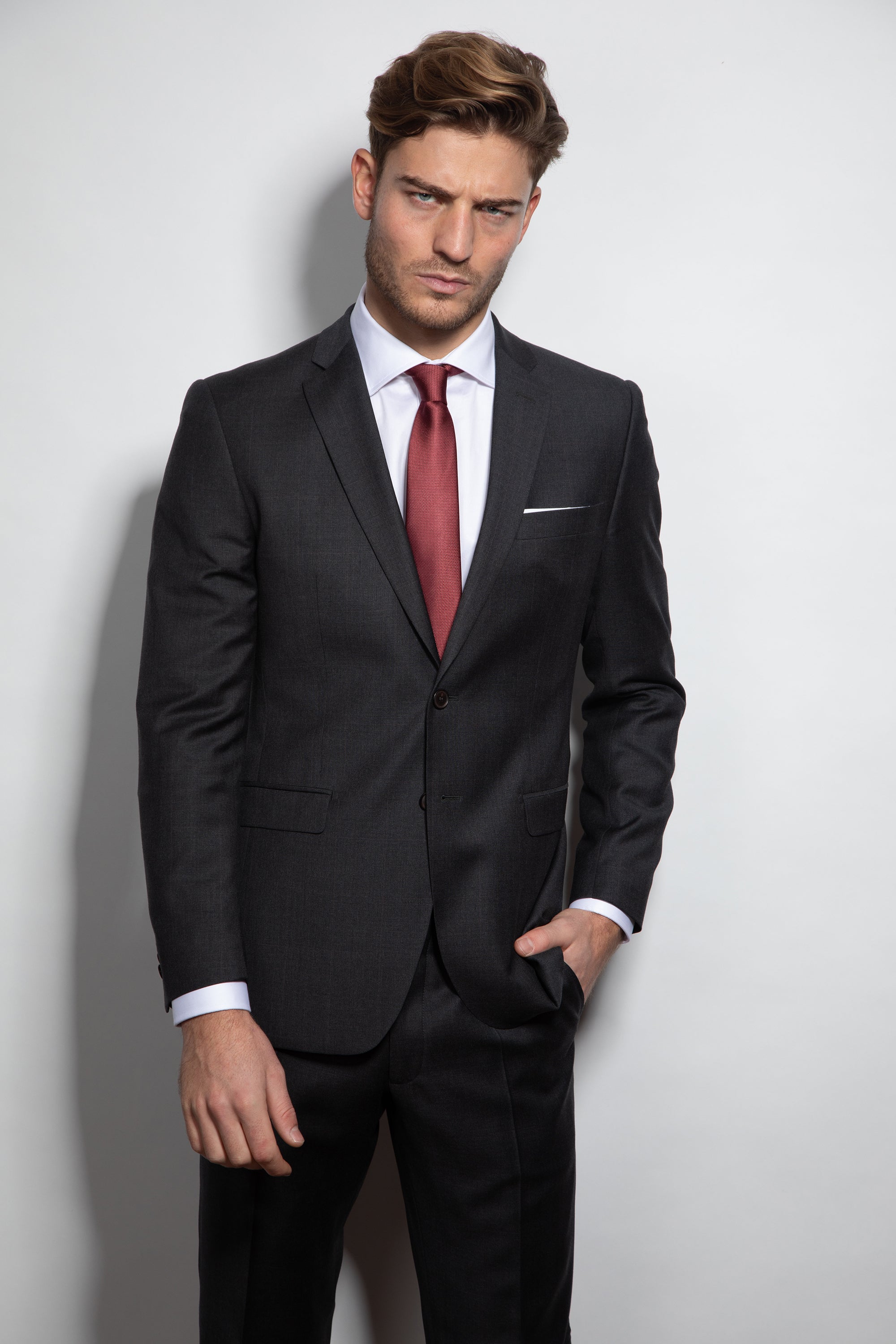 SUITS – Jonas & Cie